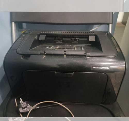 Принтер HP laserjet p1102w б/у