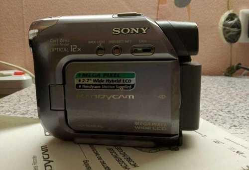 Видеокамера Sony DCR-HC42E