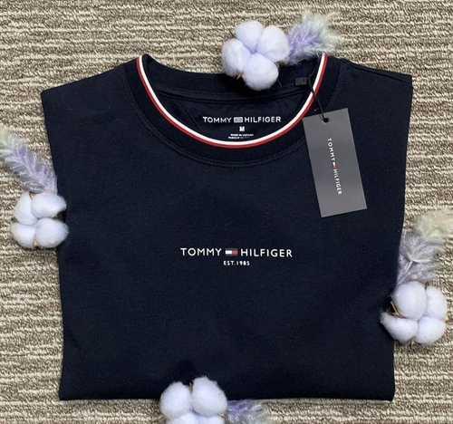 Tommy hilfiger футболка