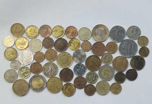 Коллекция 50 монет мира без повторов по типу