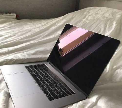 Apple MacBook Pro 15 2018 TouchBar