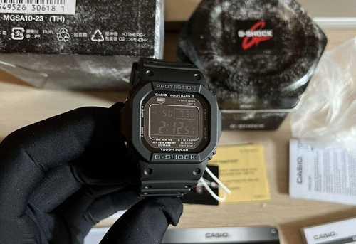 Часы Casio G-Shock GW-M5610U-1B