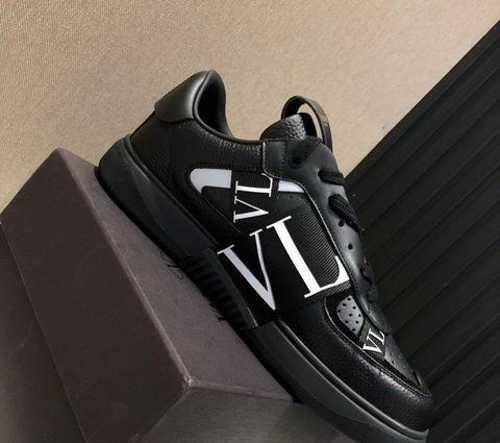 Кроссовки мужские Valentino