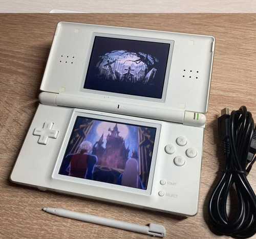 Nintendo DS lite