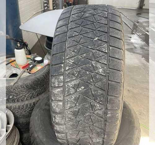 Bridgestone Blizzak DM-V2 285/60 R18 116R