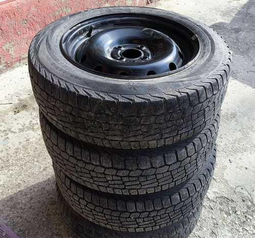 Колеса зимние 185 65 r15 LADA, Renault, nissan