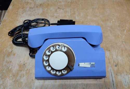 Дисковый телефон времён СССР