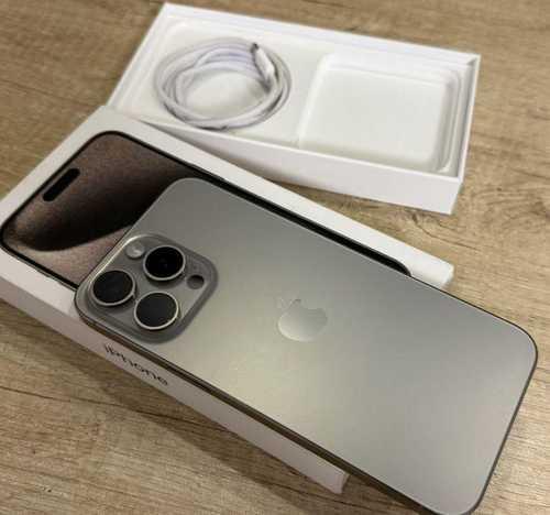 iPhone 15 Pro Max, 256 ГБ