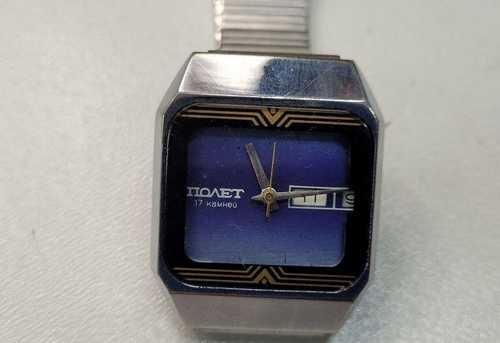Часы с браслетом мужские Полет календарь
