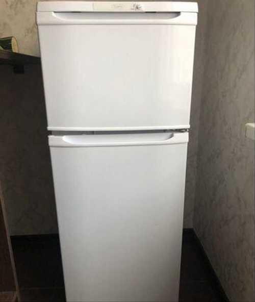 Холодильник бирюса модель 122