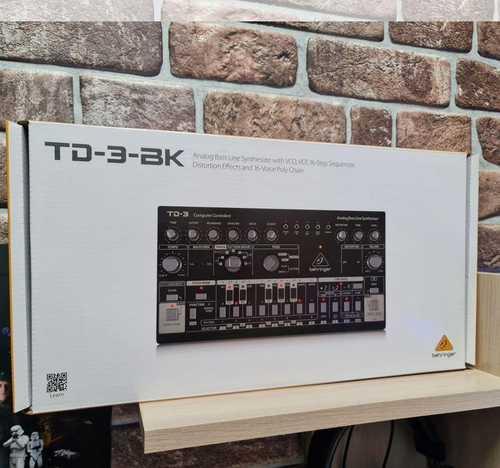 Behringer TD-3-BK басовый аналоговый синтезатор