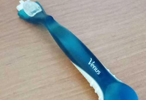 Бритвенный станок Gillette, новый