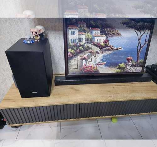 Саундбар Samsung HW-R550