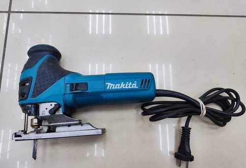 Cт33 - Лобзик makita 4351ct