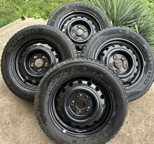 Kumho I'Zen Wis KW19 15 88T