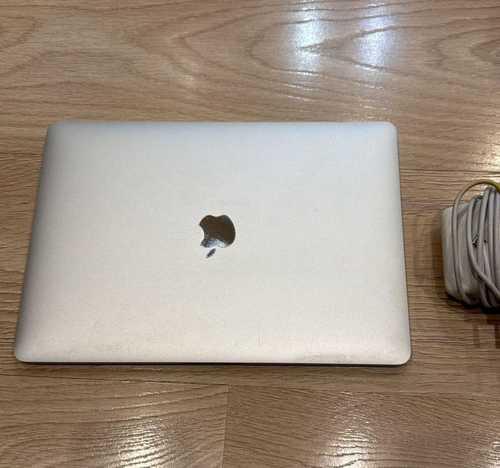 Apple macbook pro 13 inch 2019