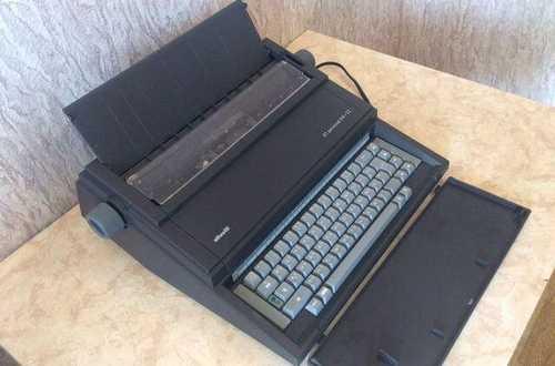 Новая Печатная машинка Olivetti ET personal 510-II