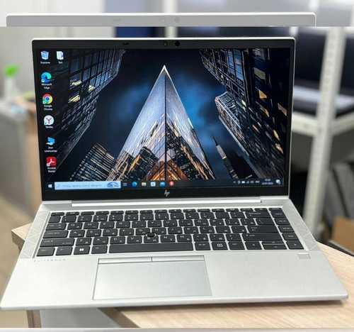 HP Elitebook 840 G8 i5-11th / 16 / 512