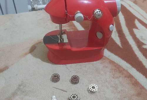 Швейная машинка мини Leomax
