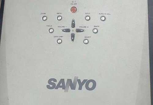 Проектор sanyo plc xp-57 со стандартным объективом
