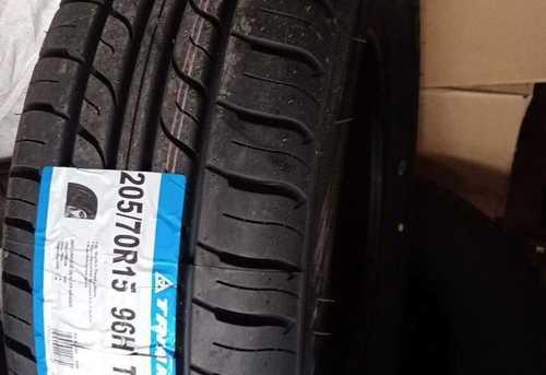 Triangle TR928 205/70 R15