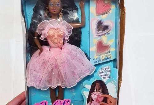 Locket Surprise Barbie African American Christie