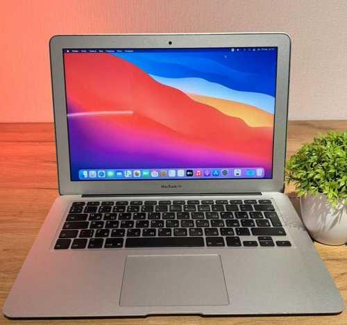 MacBook Air 13" i5 SSD