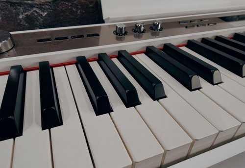 Цифровое пианино с функциями синтезатора + Педали