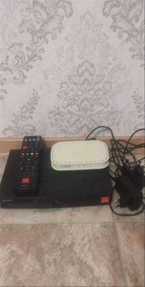 TV приставка Дом.ru. Wi-Fi роутер