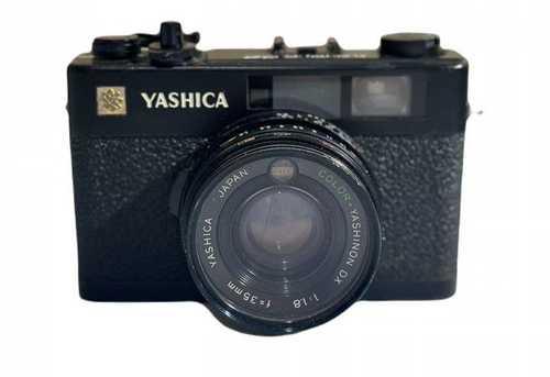 Yashica Electro 35 CC + Color-Yashinon DX 1:1.8 f3