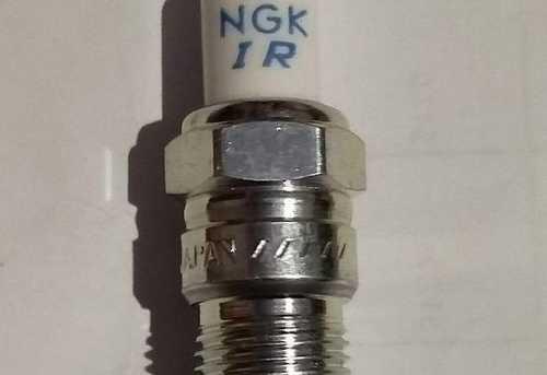 Свечи зажигания иридиевые ngk. За 4 шт