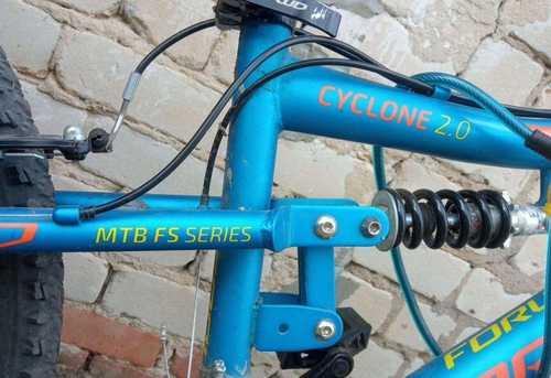 Велосипед forward cyclone 2.0