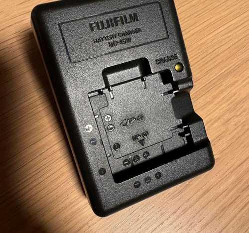 Зарядное устройство Fujifilm BC 45w