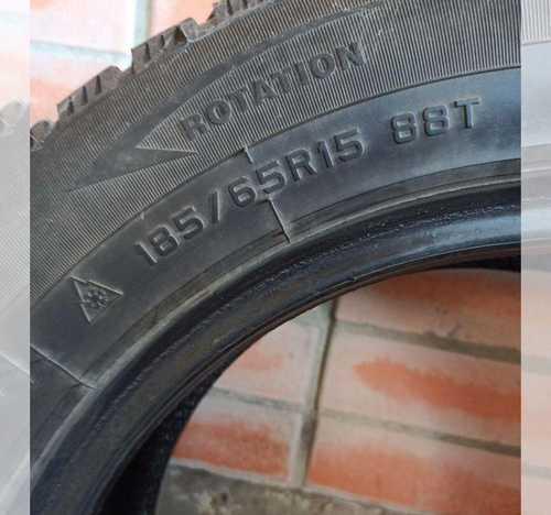 Accelera Alpha 185/65 R15