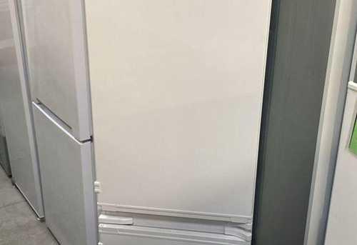 Встраиваемый холодильник Beko bcha2752S