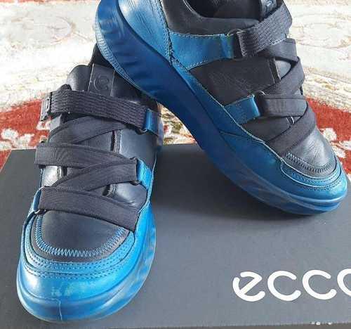 Кроссовки ecco