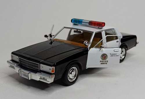 Chevrolet Caprice 1987 "Metropolitan Police" 1:24