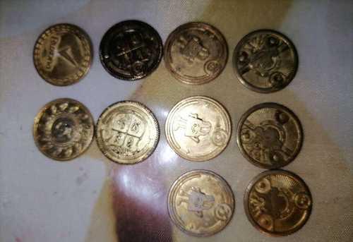 Монеты и завры из пятерочки