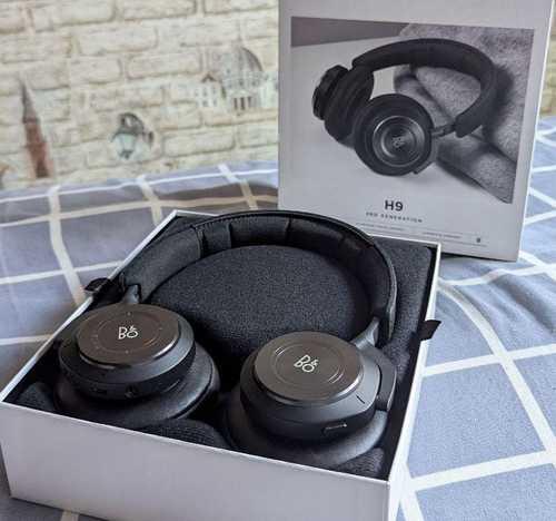 Bang & Olufsen H9 3rd