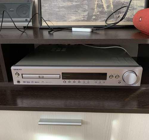 Активный сабвуфер jbl