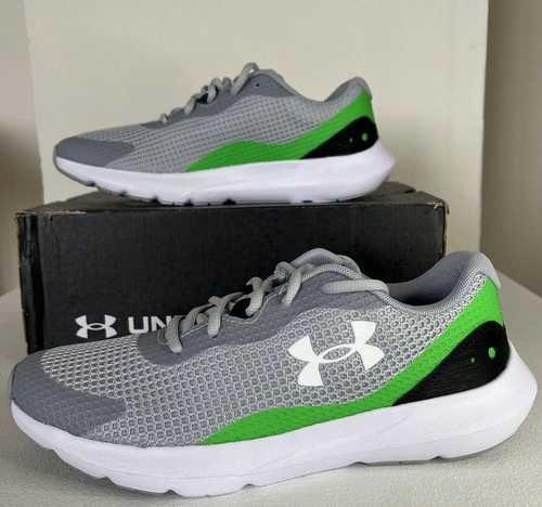 Кроссовки Under Armour Surge 3