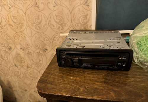 Авто магнитола sony и динамики pioneer
