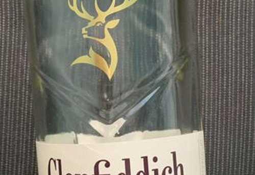Пустая бутылка из-под виски Гленфидих и коробка