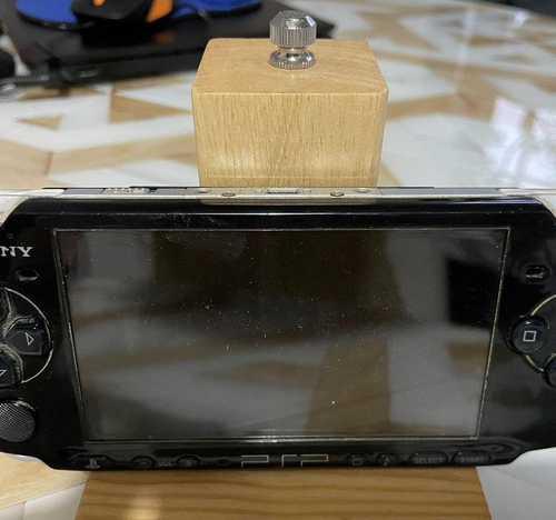 Sony PSP 3008 прошитая с флешкой на 8GB