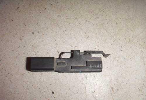 Выключатель концевой 8H0959985B Audi Q7 (4L) (4LB)