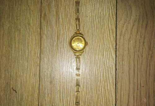 Часы с браслетом Заря 16 камней