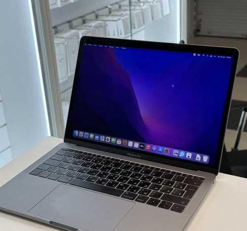 Apple macbook pro 13 2016 i5 8/256gb