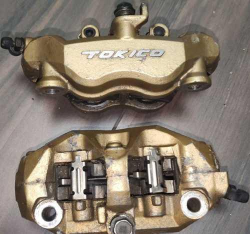 Тормозные суппорта Kawasaki zx6 05-06