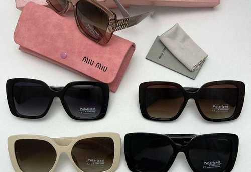 Солнцезащитные очки женские Miu Miu