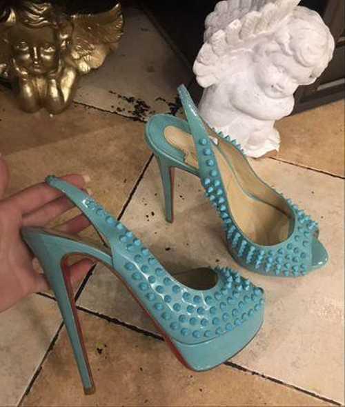 Christian Louboutin lady peep
